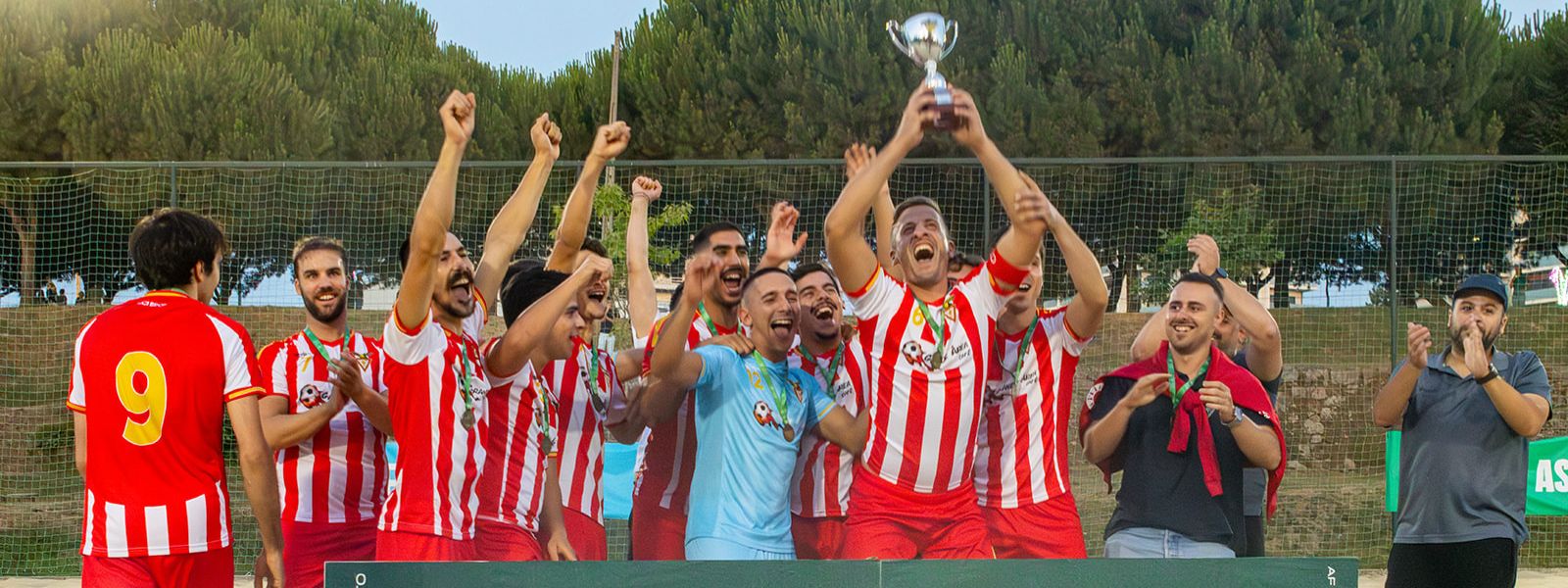 CD Aves 1930 campeão distrital de Futebol de Praia - AFPorto